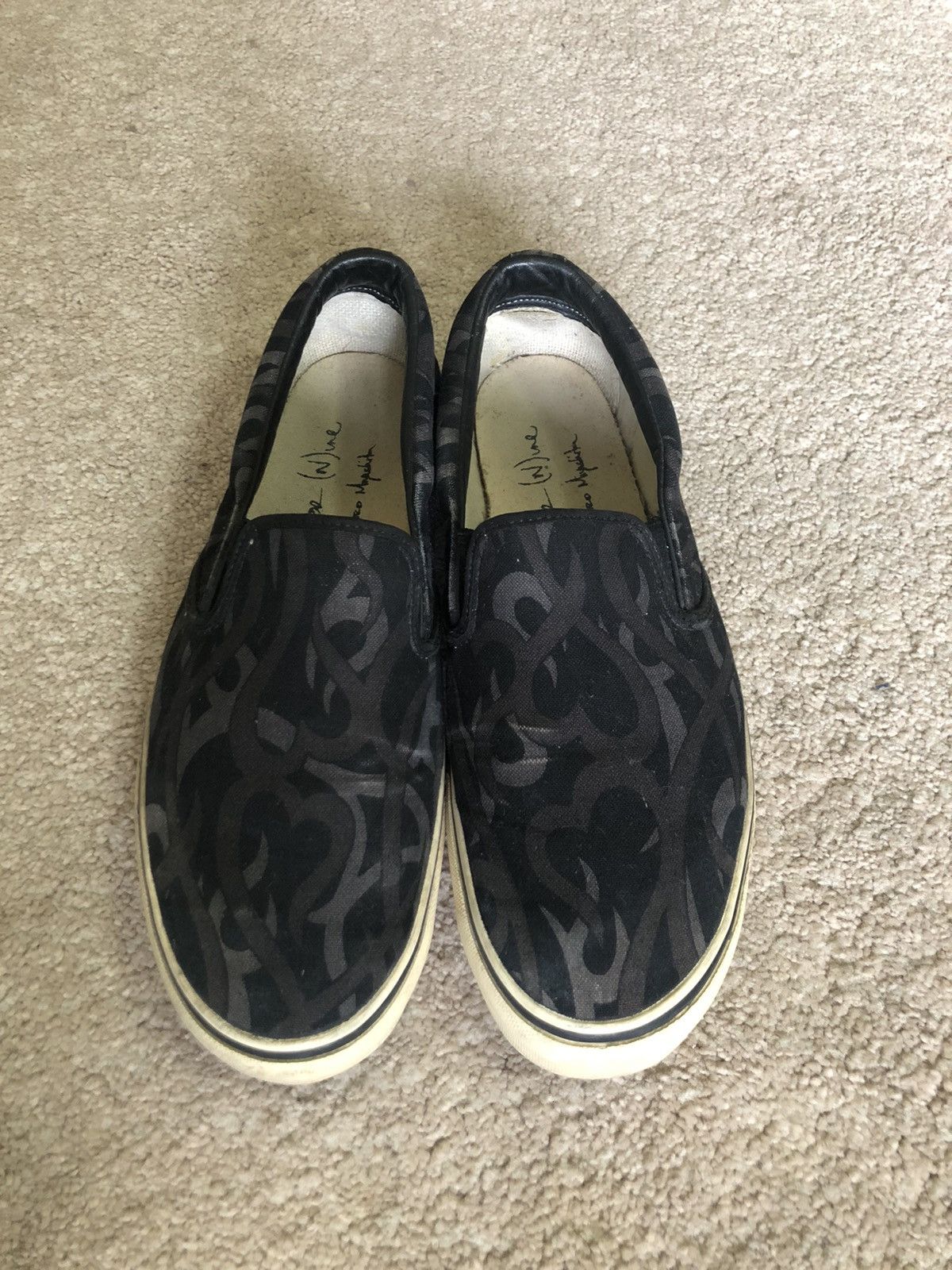 Number (N)ine AW04 Number Nine Black Tribal Heart Slip-ons Shoes | Grailed