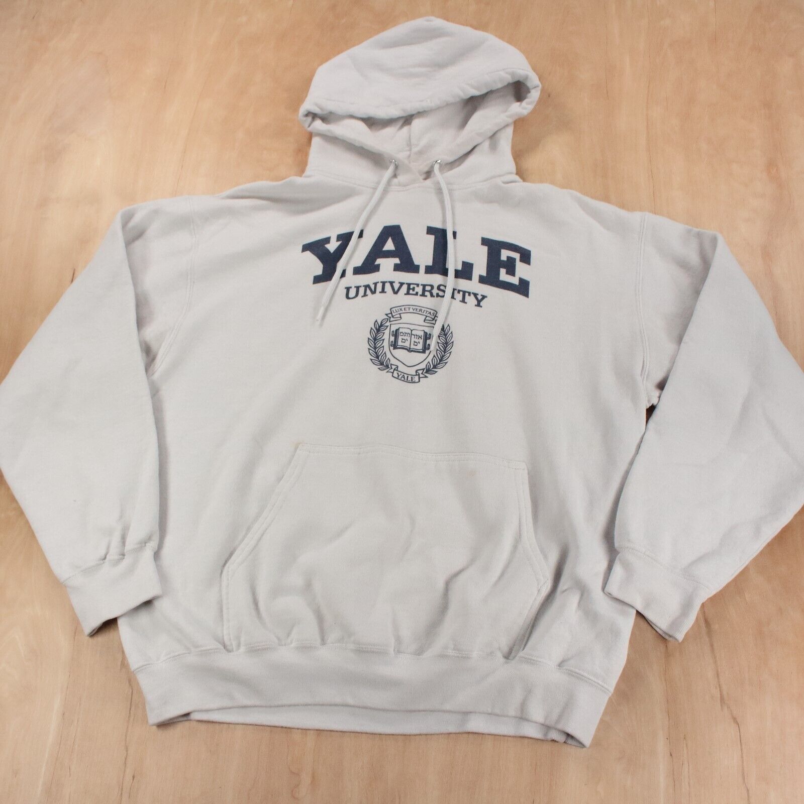 Vintage Yale University crest logo hoodie sweatshirt LARGE ivy league ...