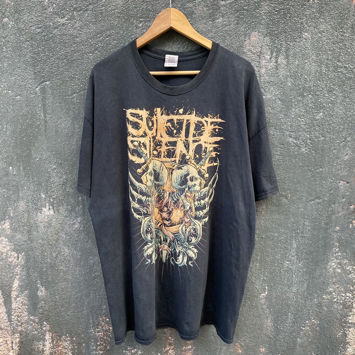 Band Tees × Rare × Vintage Thrashed Faded Vintage Suicide Silence ...