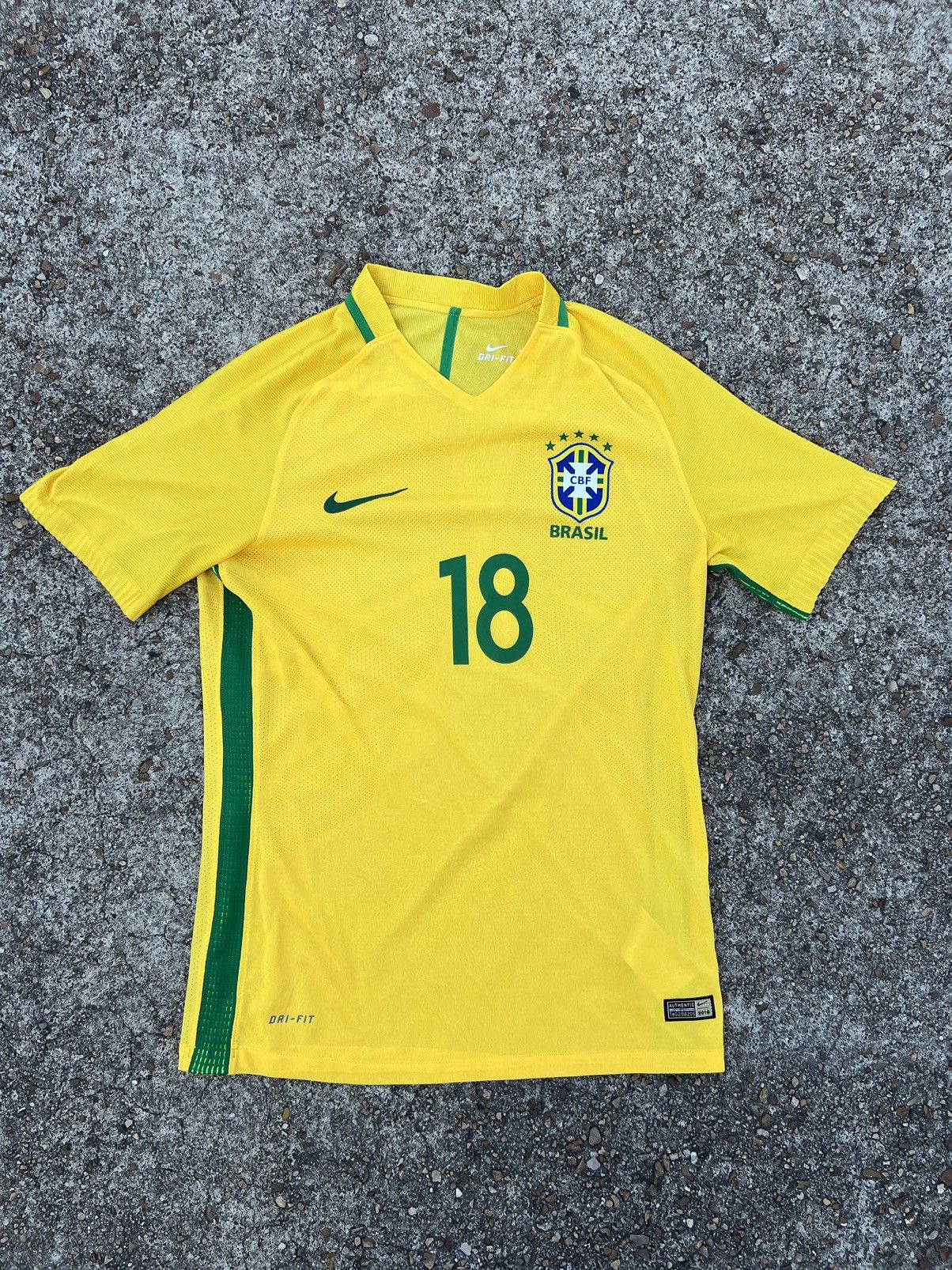 Nike Brazil Nike CBF Soccer Jersey 2016 M Uilson 18 Home | Grailed