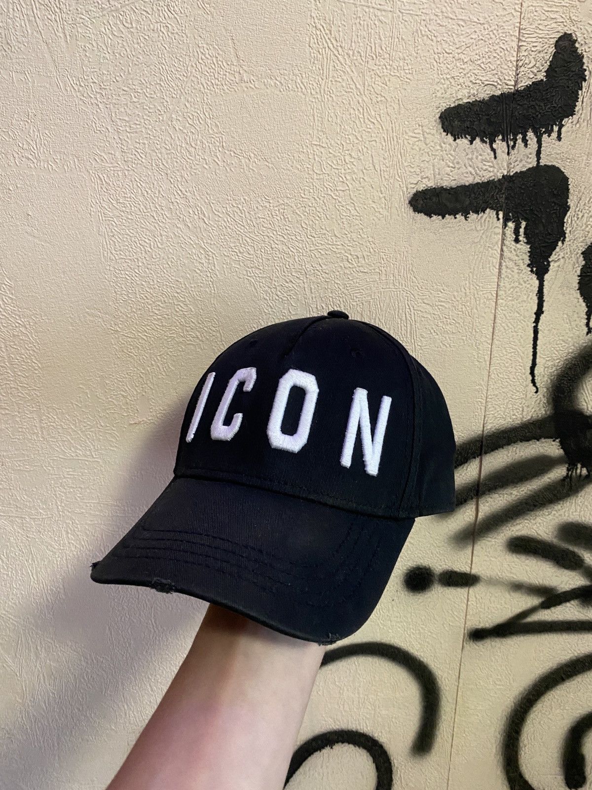 Dsquared2 Dsquared 2 hat cap luxury icon | Grailed