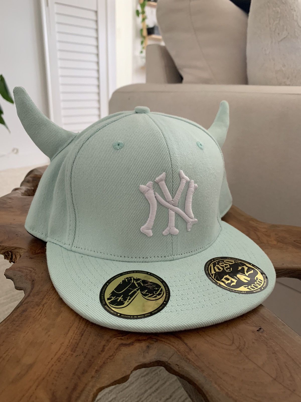 New Era × Ryder Studios RYDER STUDIOS x LOSO - NY Bones Demon Fitted 7 ...
