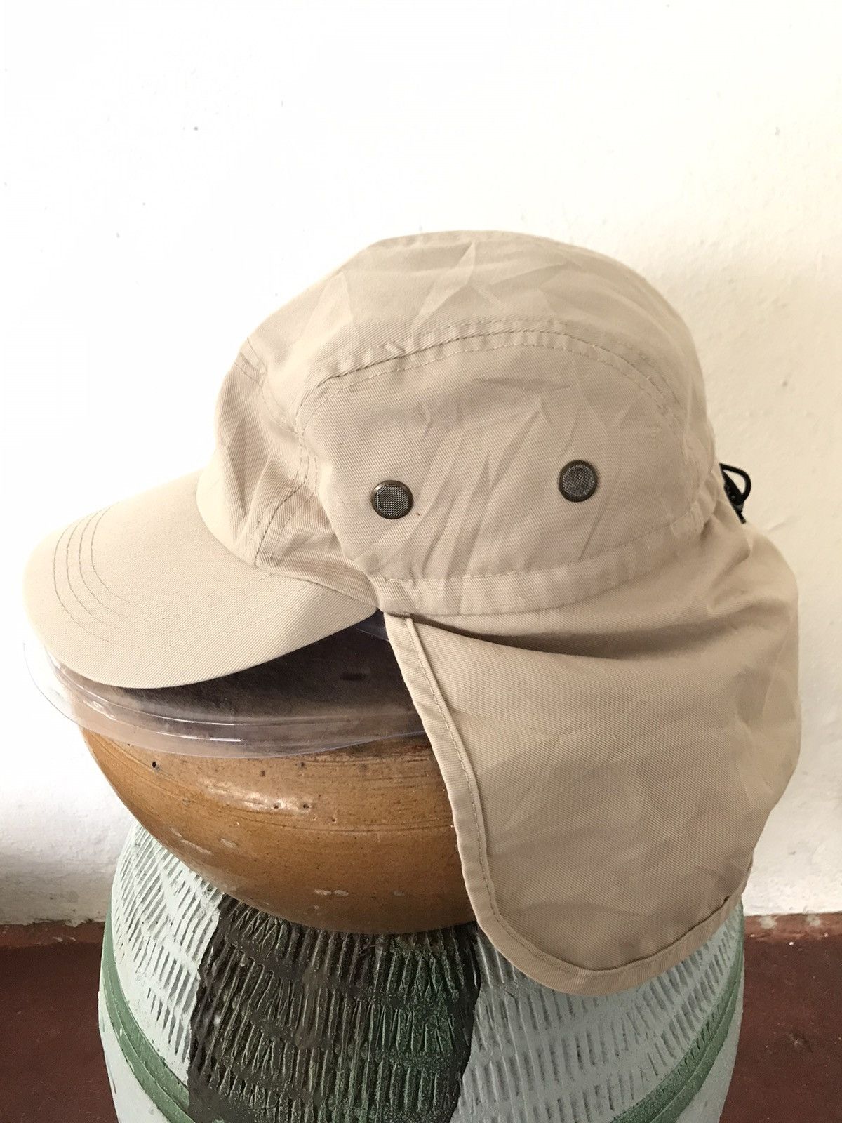 Vintage VINTAGE 5-PANEL FOLDABLE EAR NECK FLAP CAP | Grailed