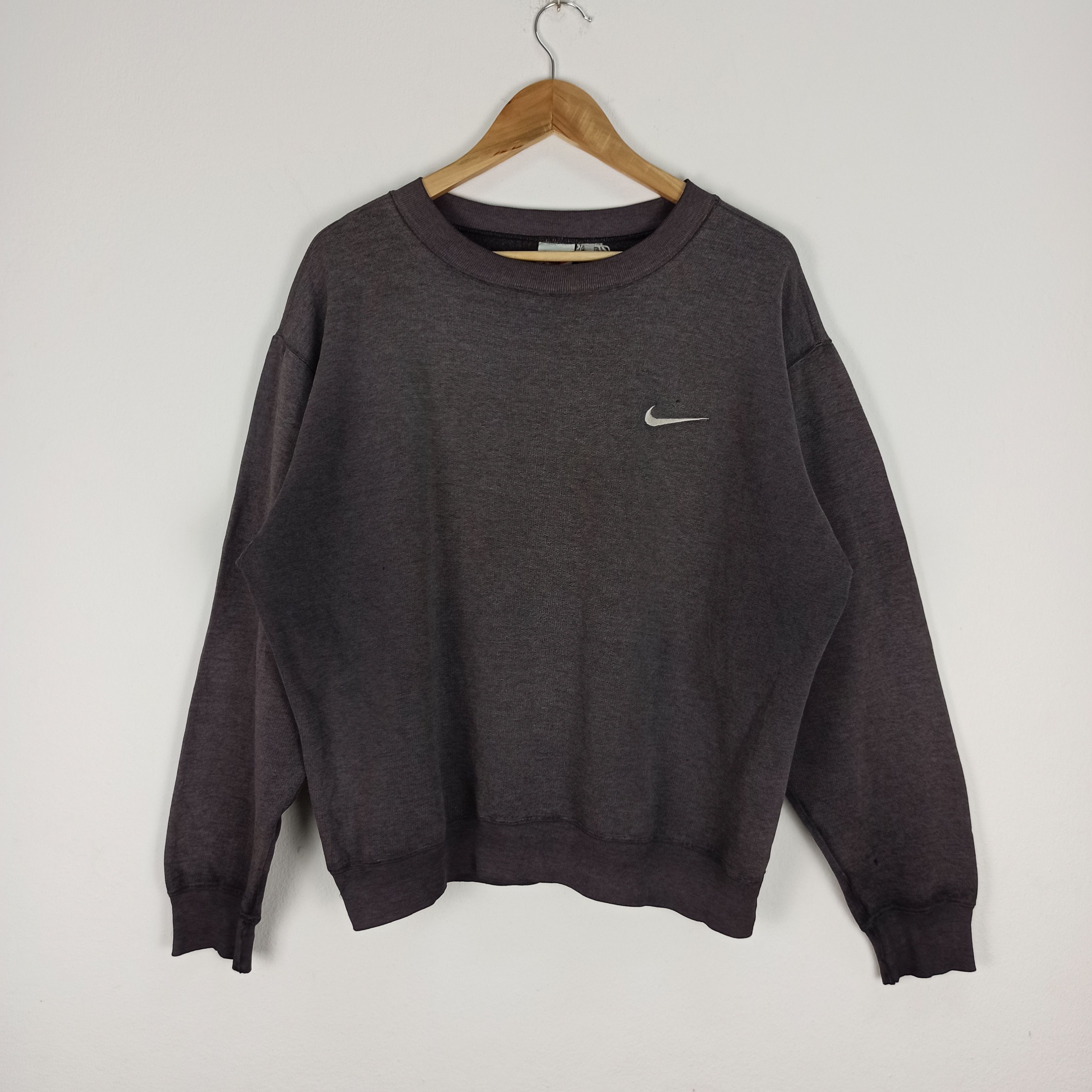Nike Vintage 90's Nike Silver Tag Small Logo Faded Colour | Grailed