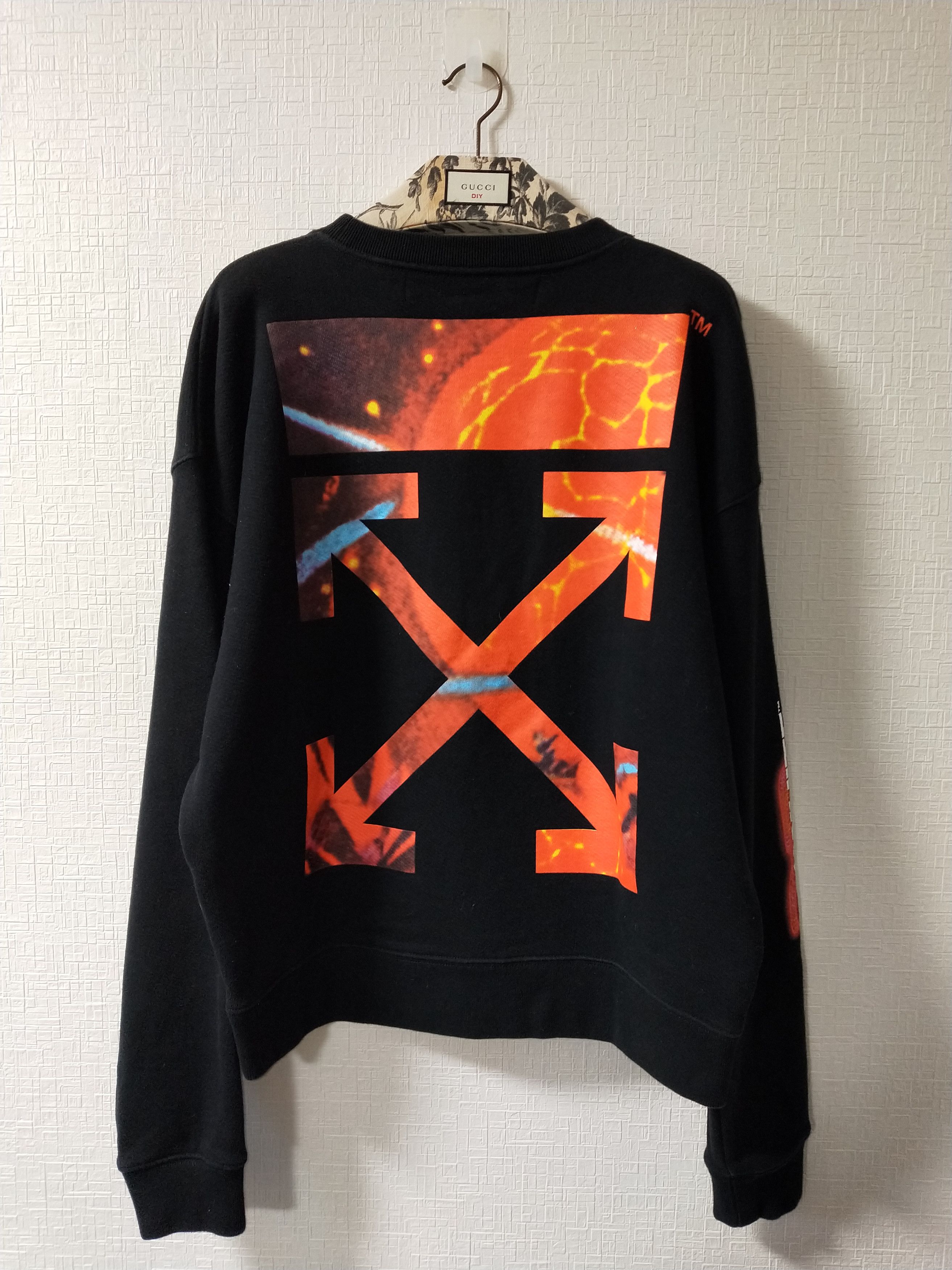 Off-White Hands Print Arrows Sweatshirt | Grailed