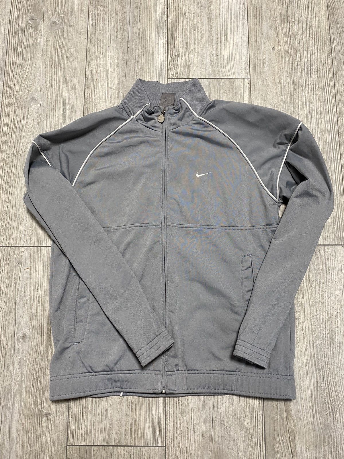 Nike Vintage Nike gorpcore techwear windbreaker swoosh logo | Grailed