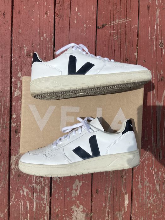 Veja V-10 LEATHER WHITE BLACK 43 10 mens vintage basketball Euro | Grailed