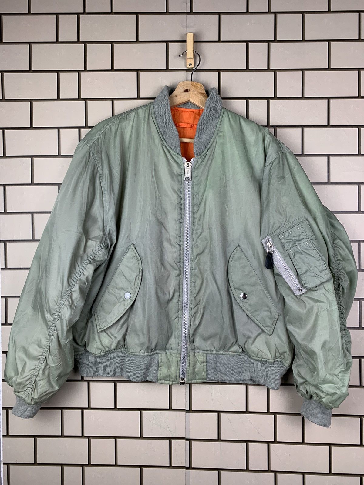 Alpha Industries × Bomber Jacket × Vintage Vintage Bomber Jacket Flyer’s Man Intermediate MA-1 ...