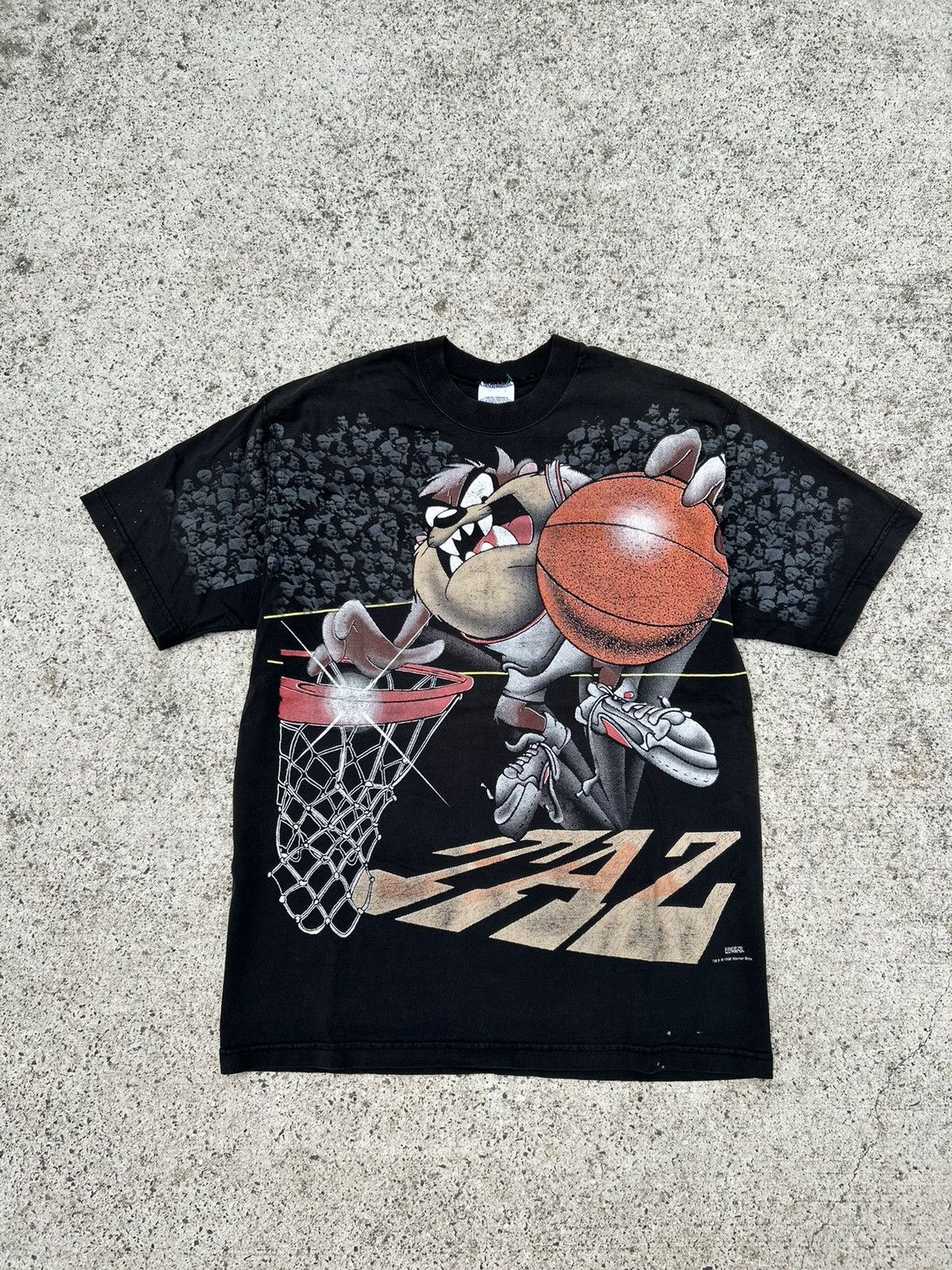 NBA × Streetwear × Vintage Crazy Vintage 90s Taz Basketball NBA AOP ...