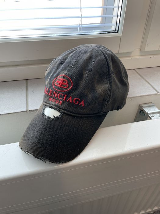 Balenciaga Balenciaga Destroyed mode cap | Grailed