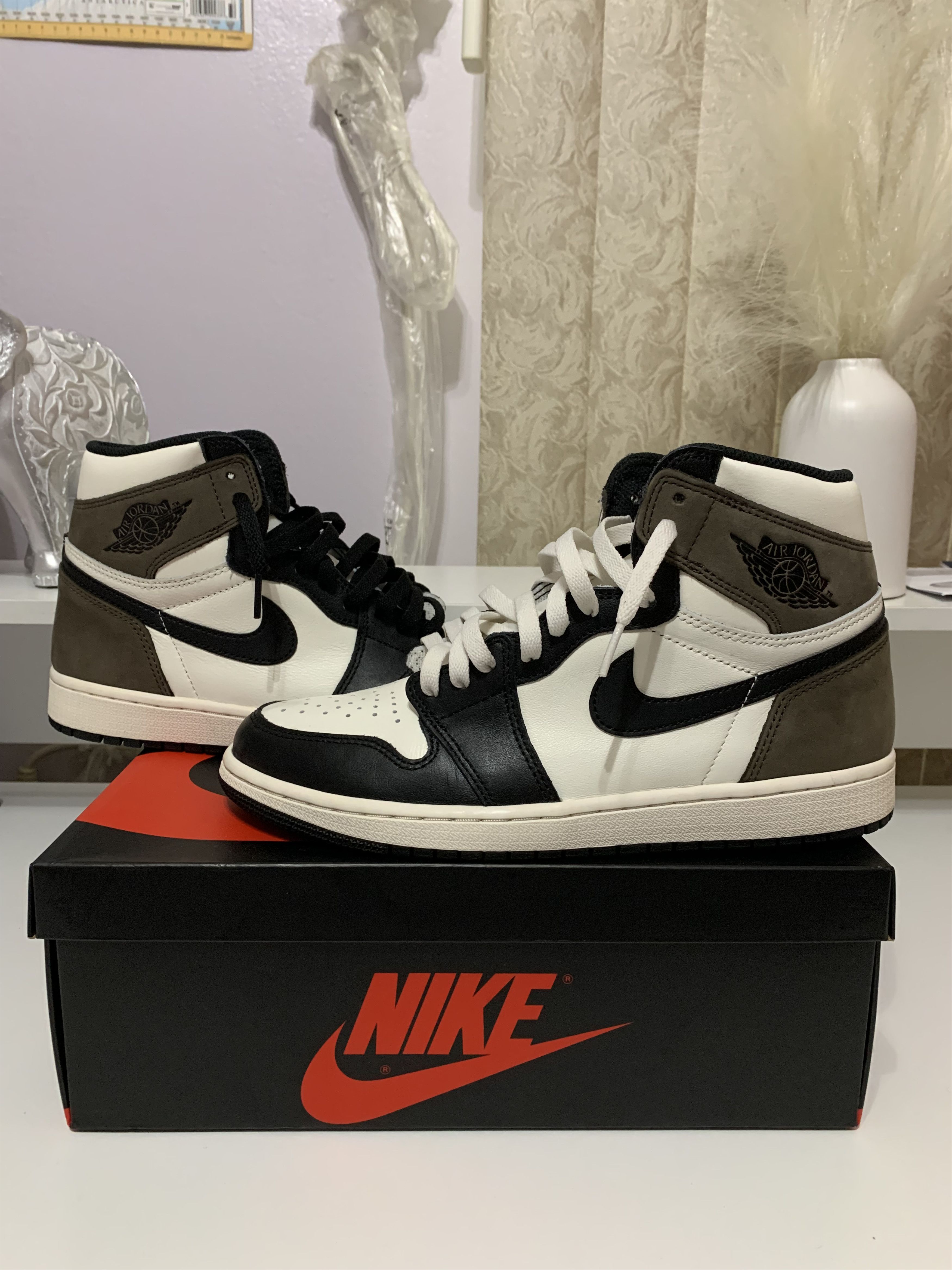 Jordan Brand × Nike Air Jordan 1 Retro Mocha | Grailed