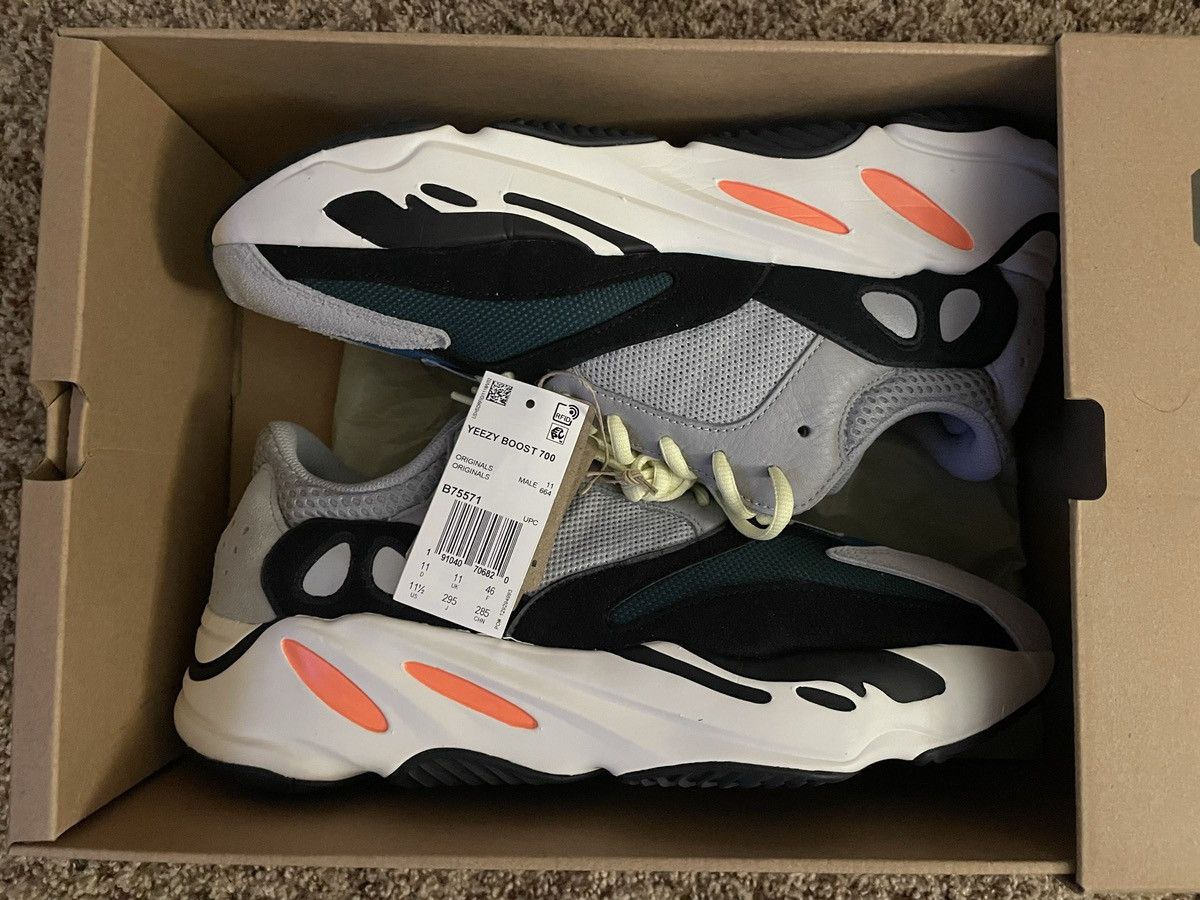 Adidas PADS Yeezy 700 wave runner, read description | Grailed