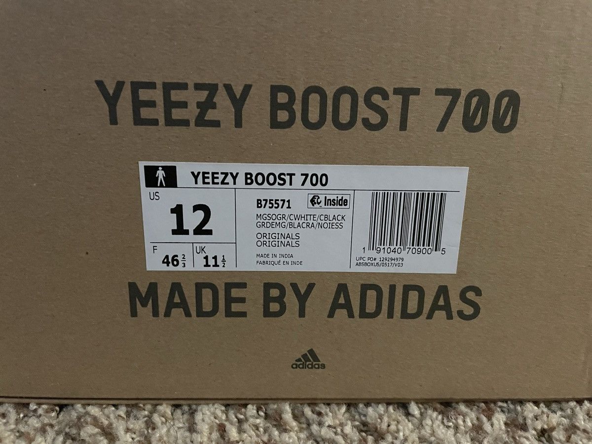 Adidas PADS Yeezy 700 wave runner, read description | Grailed