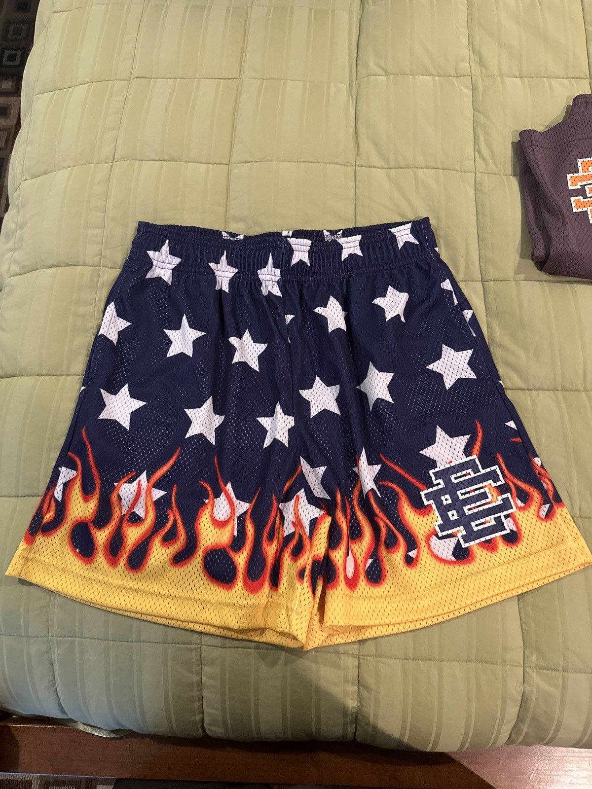 Eric Emanuel Eric Emanuel Flames & Stars Shorts Size Large | Grailed