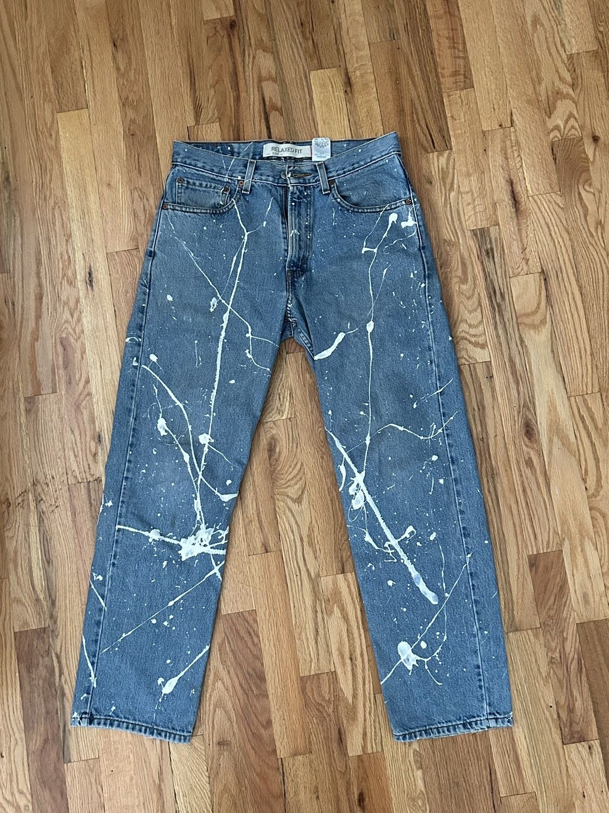 Levi's Paint splatter Levi’s 550 31x29 | Grailed