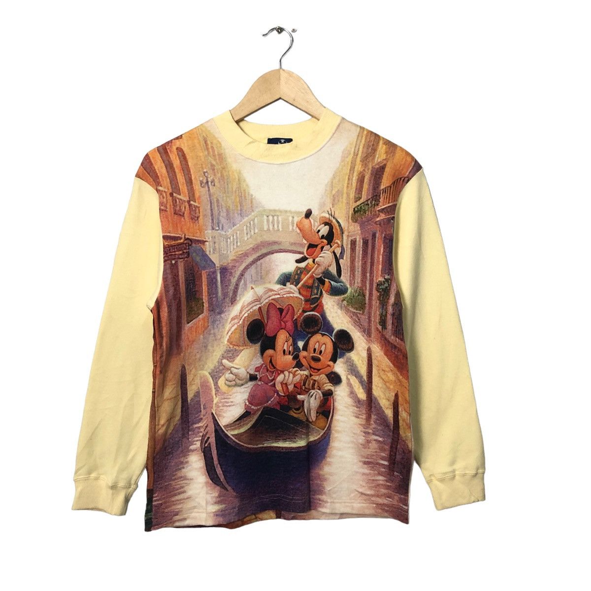 Cartoon Network × Disney × Tokyo Vintage Tokyo Disney Sea Crewneck Full ...
