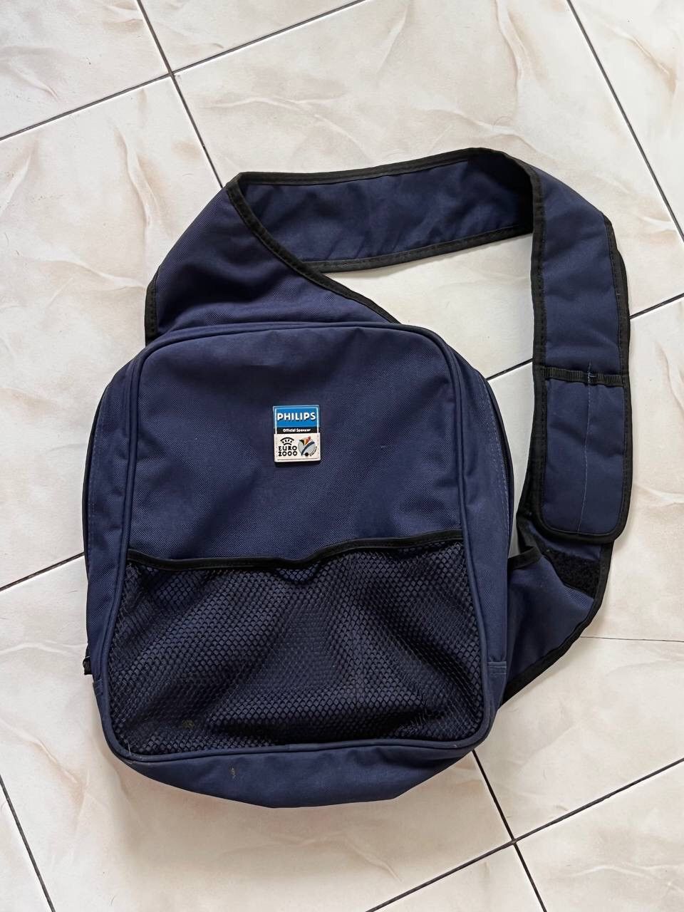 UEFA × Vintage 2000 Uefa Euro Sling Bag Y2K Philips Gorpcore Streetwear ...
