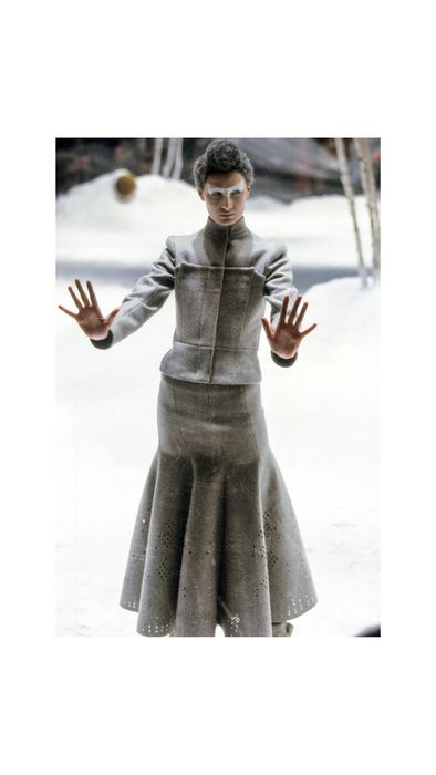 Alexander McQueen Alexander McQueen fall winter 1999 The Overlook ...