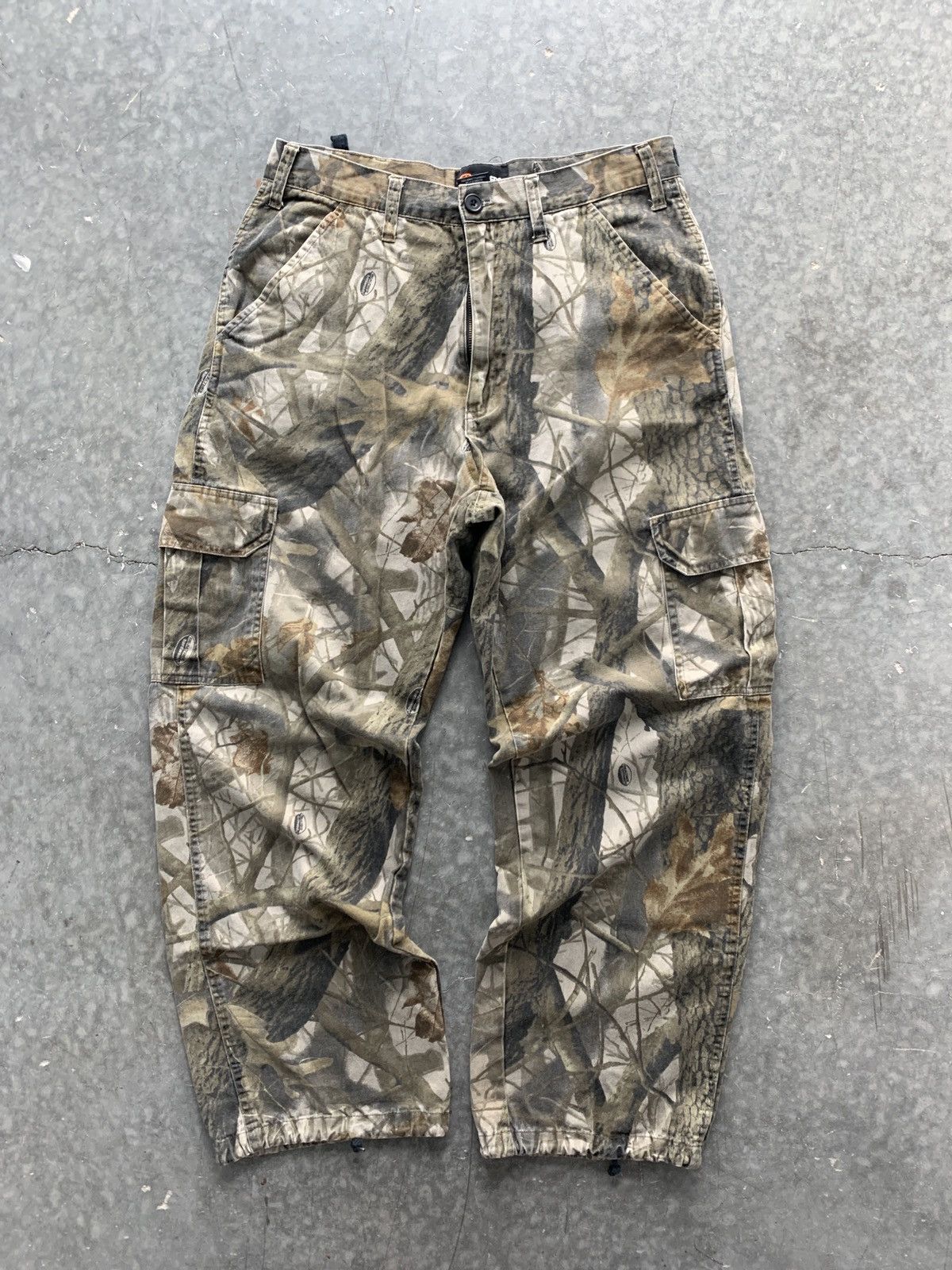 Japanese Brand × Streetwear × Vintage Vintage Y2K Baggy Realtree Cargos ...