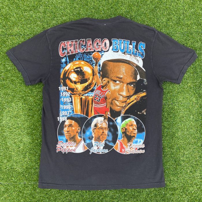 NBA Chicago Bulls 2000's Re-Printed Championship Collage Tee | Grailed