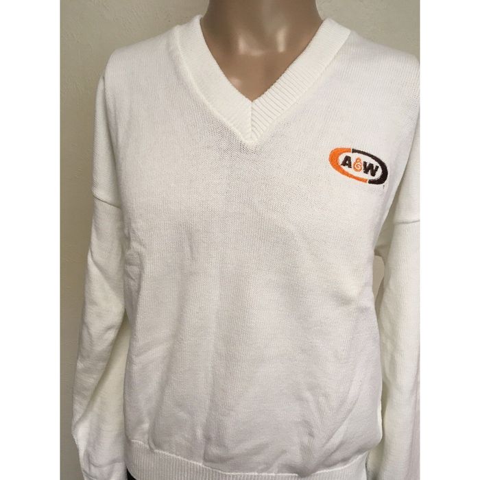 Roots ANDREW ROHAN EMBROIDERED A W ROOT BEER V NECK SWEATER White CRISP ...