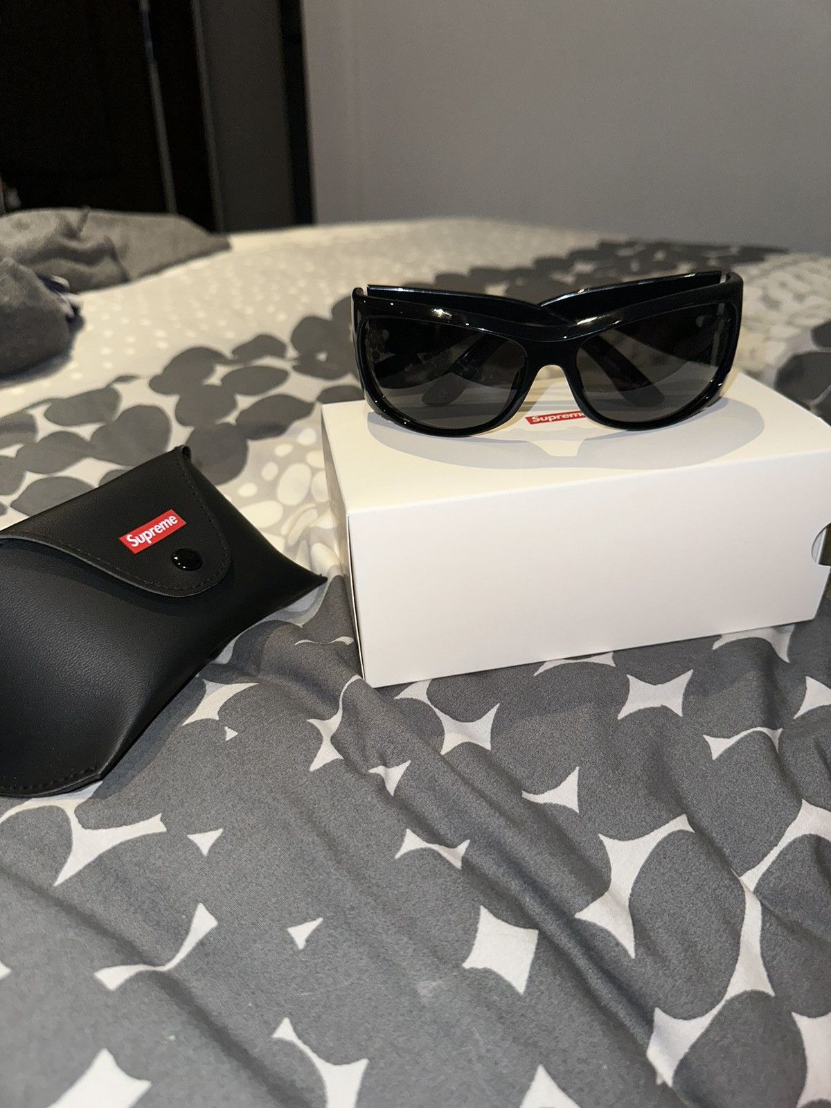 Supreme SUPREME KEY SUNGLASSES | Grailed
