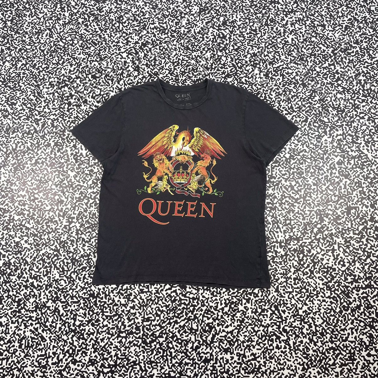Band Tees × Rock Tees × Streetwear Vintage Queen Band Rock Tour Y2K ...