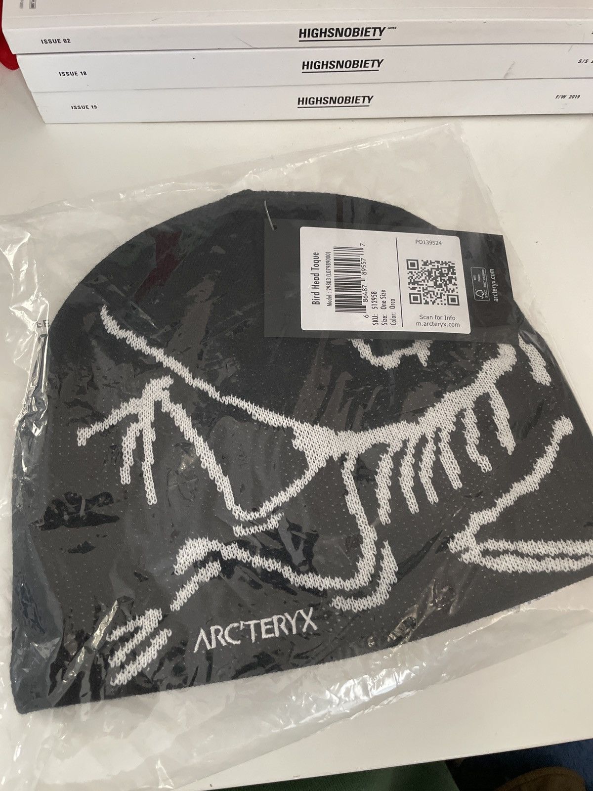 Arc'teryx Arctery’x Bird Head Toque Beanie Black/White | Grailed
