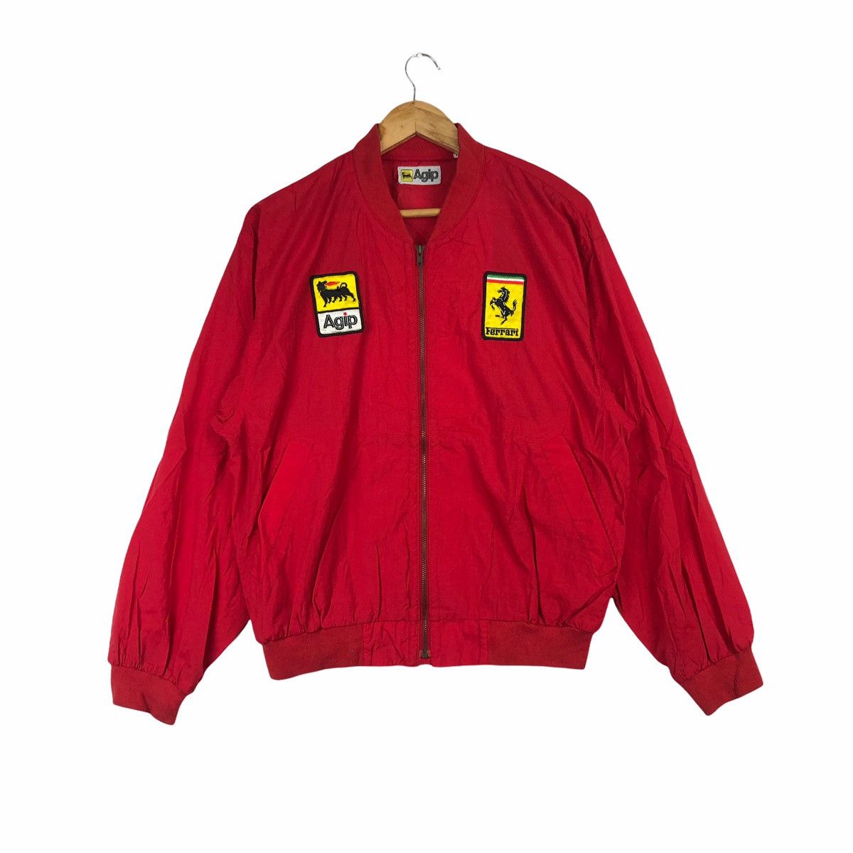 Ferrari × Vintage VINTAGE FERRARI AGIP FORMULA 1 ONE CREW RACER ISSUE ...