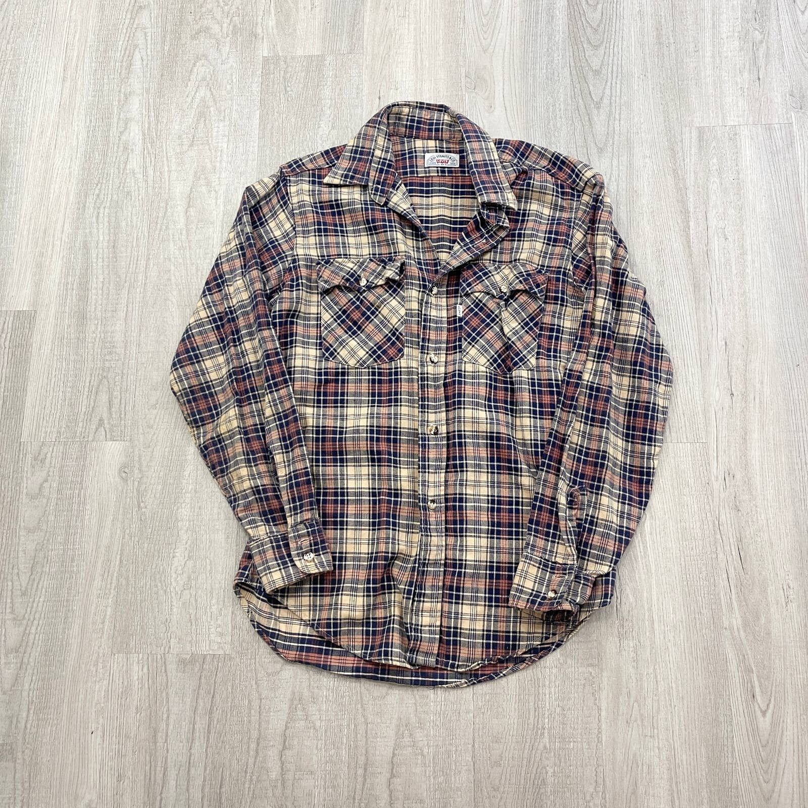 Levi's VINTAGE 80s Levi's Plaid Flannel White Tab Button-Down Shirt ...