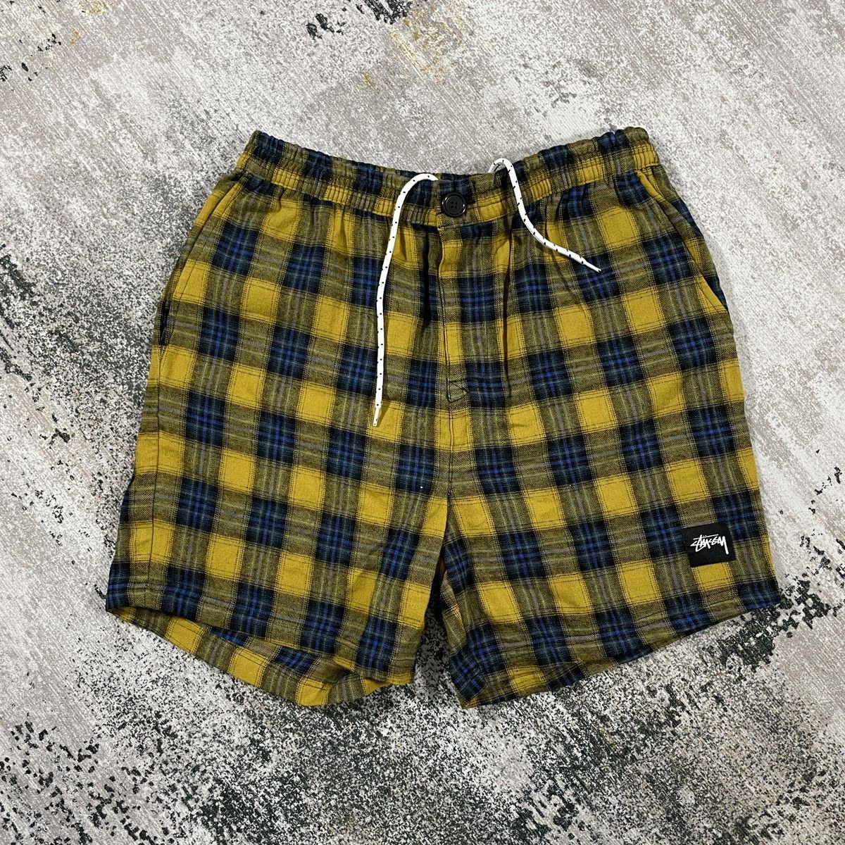 Stussy VINTAGE STUSSY PATTERN SHORTS - 30 | Grailed