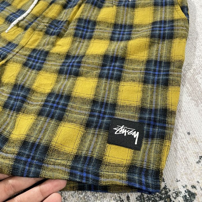 Stussy VINTAGE STUSSY PATTERN SHORTS - 30 | Grailed