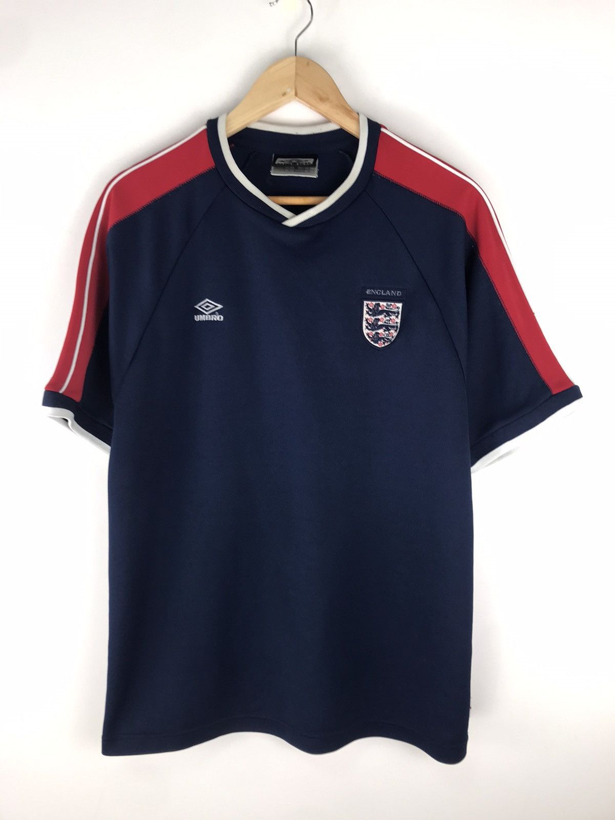 Soccer Jersey × Umbro × Vintage ENGLAND 1999 2000 2001 FOOTBALL SHIRT ...