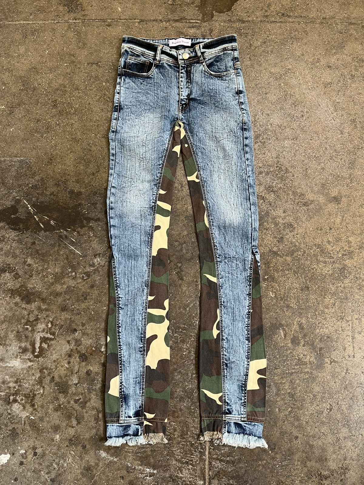Vintage Camo flare denim light wash | Grailed
