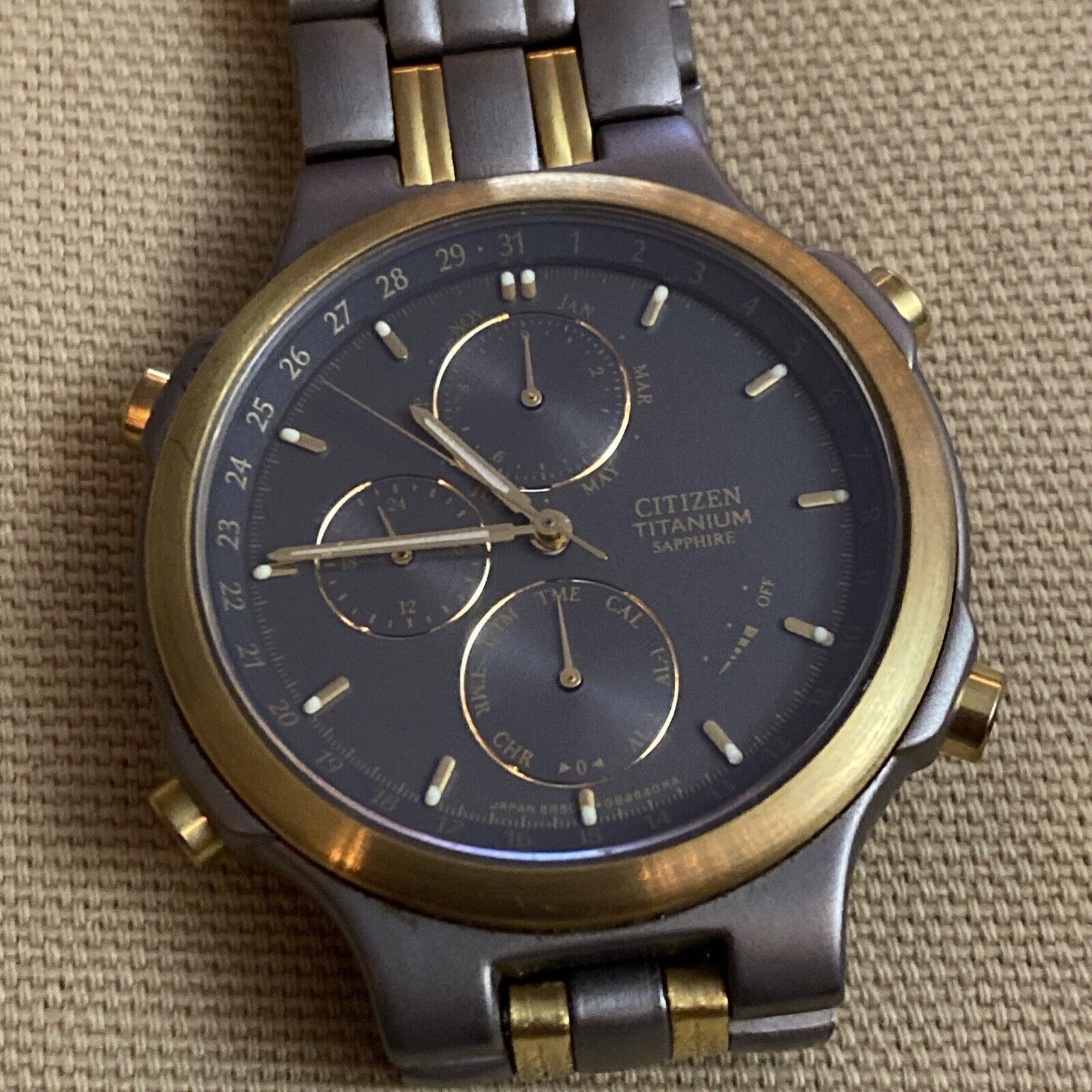 Citizen Citizen Titanium Chronograph 6850 vintage watch | Grailed