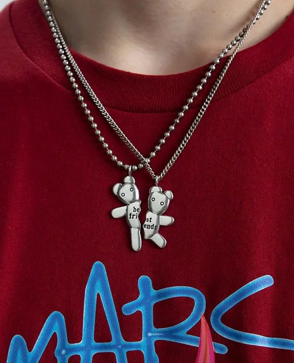 Marc Jacobs Friendship Necklace