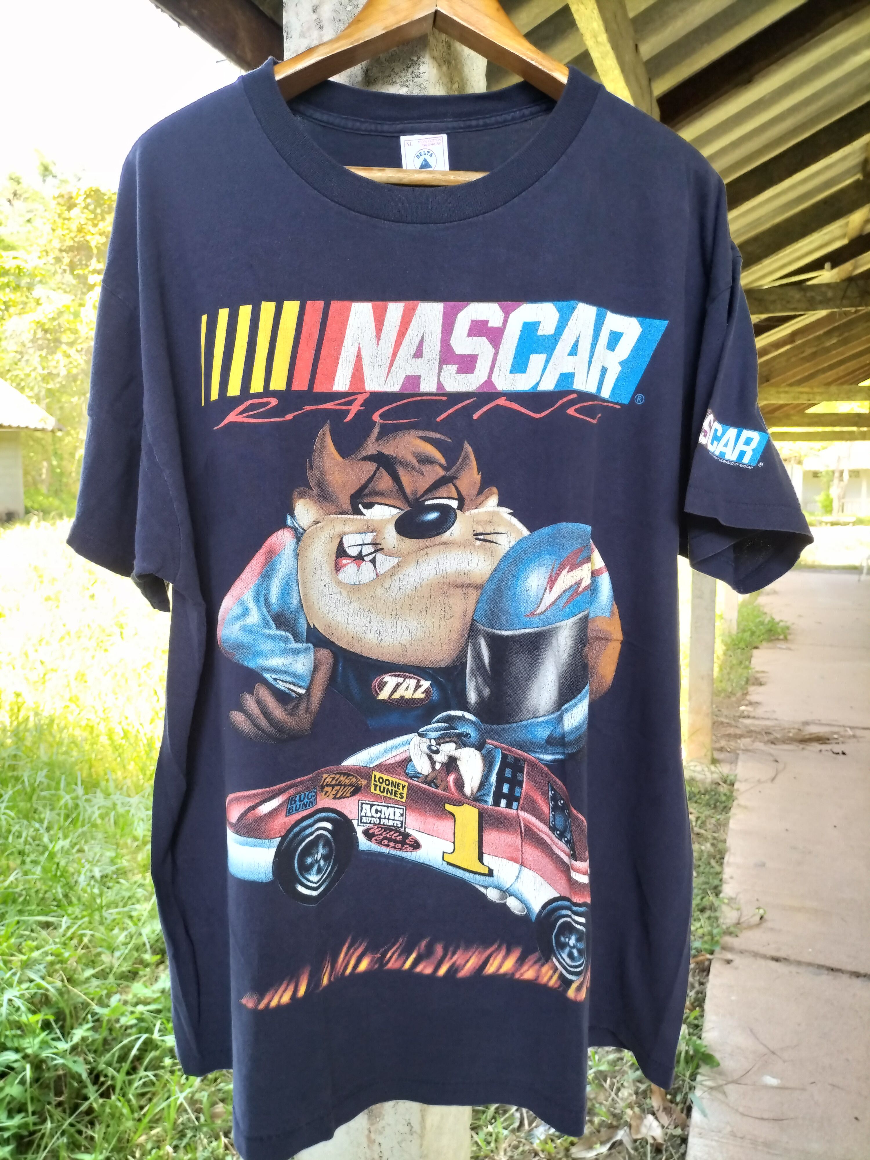 NASCAR × Vintage × Warner Bros Vintage 90s Nascar x Tazmania Warnerbros ...