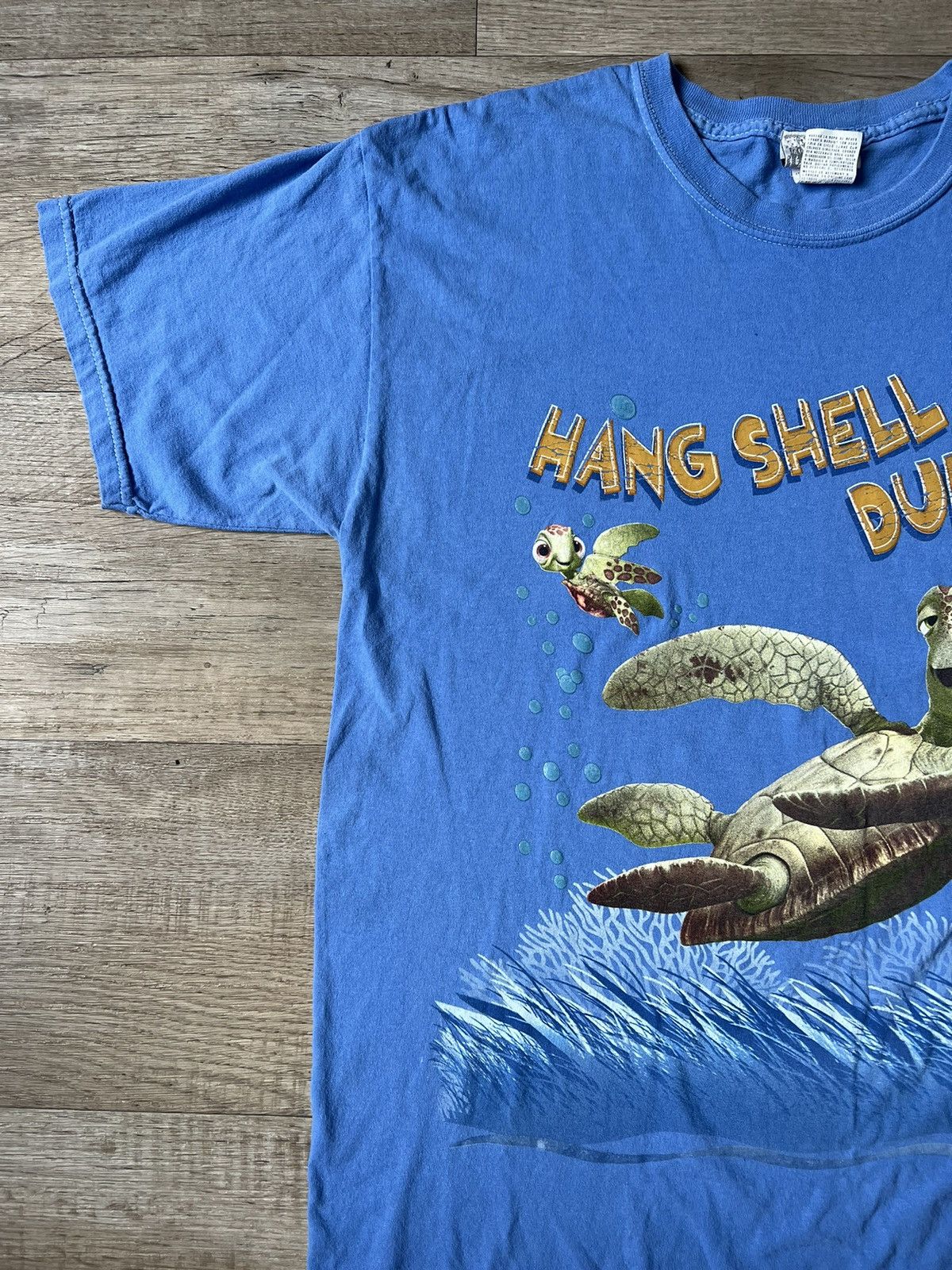 Vintage Y2K finding Nemo movie crush hang shell dude shirt Disney | Grailed