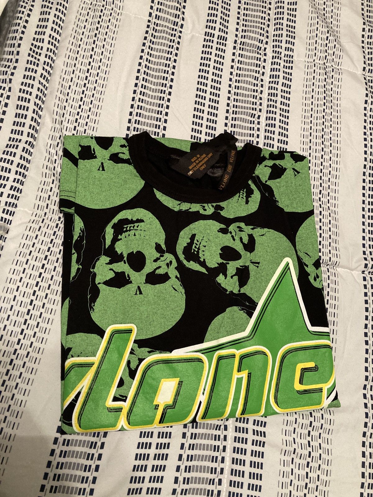vlone-vlone-skull-pile-tee-grailed