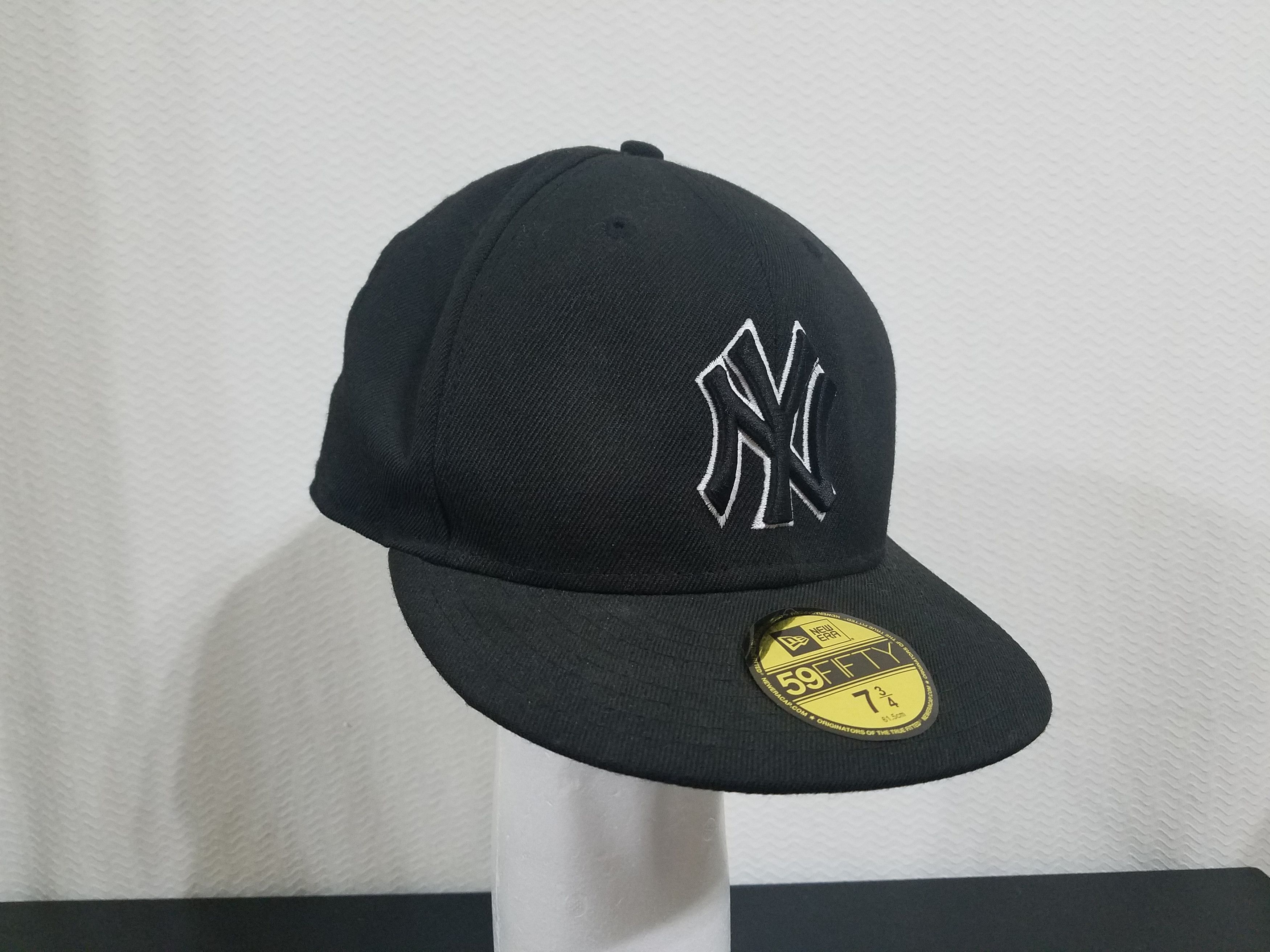 MLB × New Era New York Yankees Mens 7 3/4 Black Baseball Cap Hat | Grailed