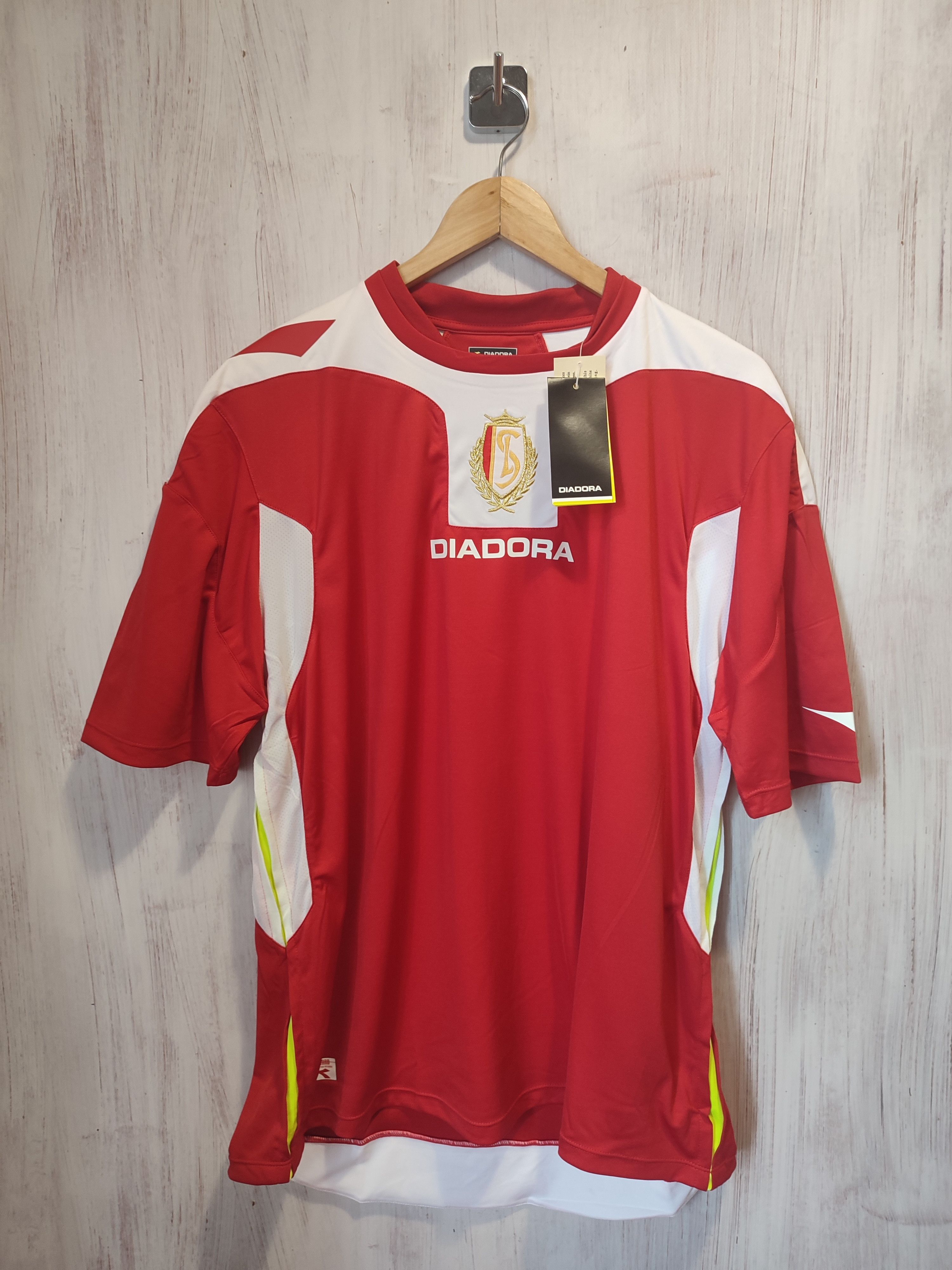 Diadora × Soccer Jersey × Streetwear Standard Liege 2009 2010 home ...