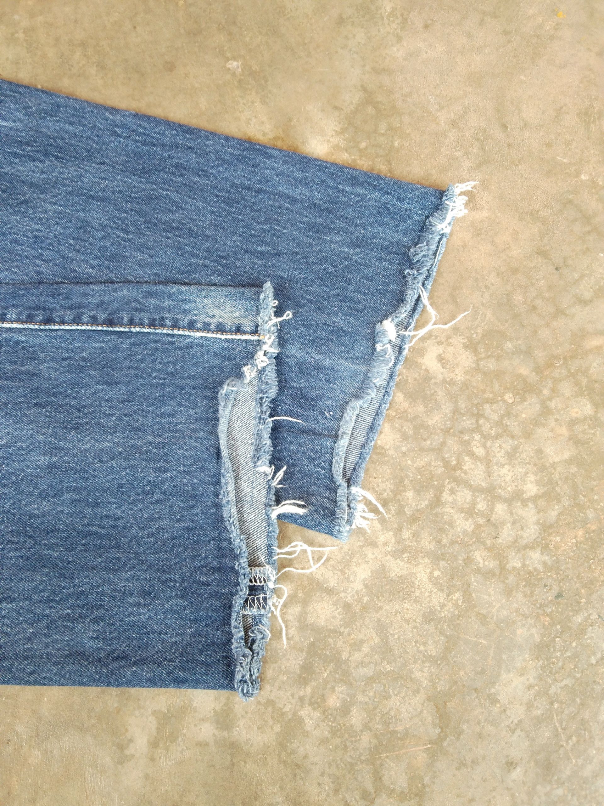 Levi's Vintage Levi's 501 Cropped Straight Distressed Jeans 36x27 | Grailed