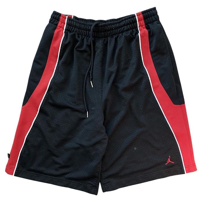 Nike Jordan black and red basketball shorts size large | Grailed