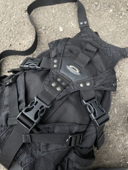 Oakley Vintage Oakley Icon Mini Backpack 1.0 | Grailed