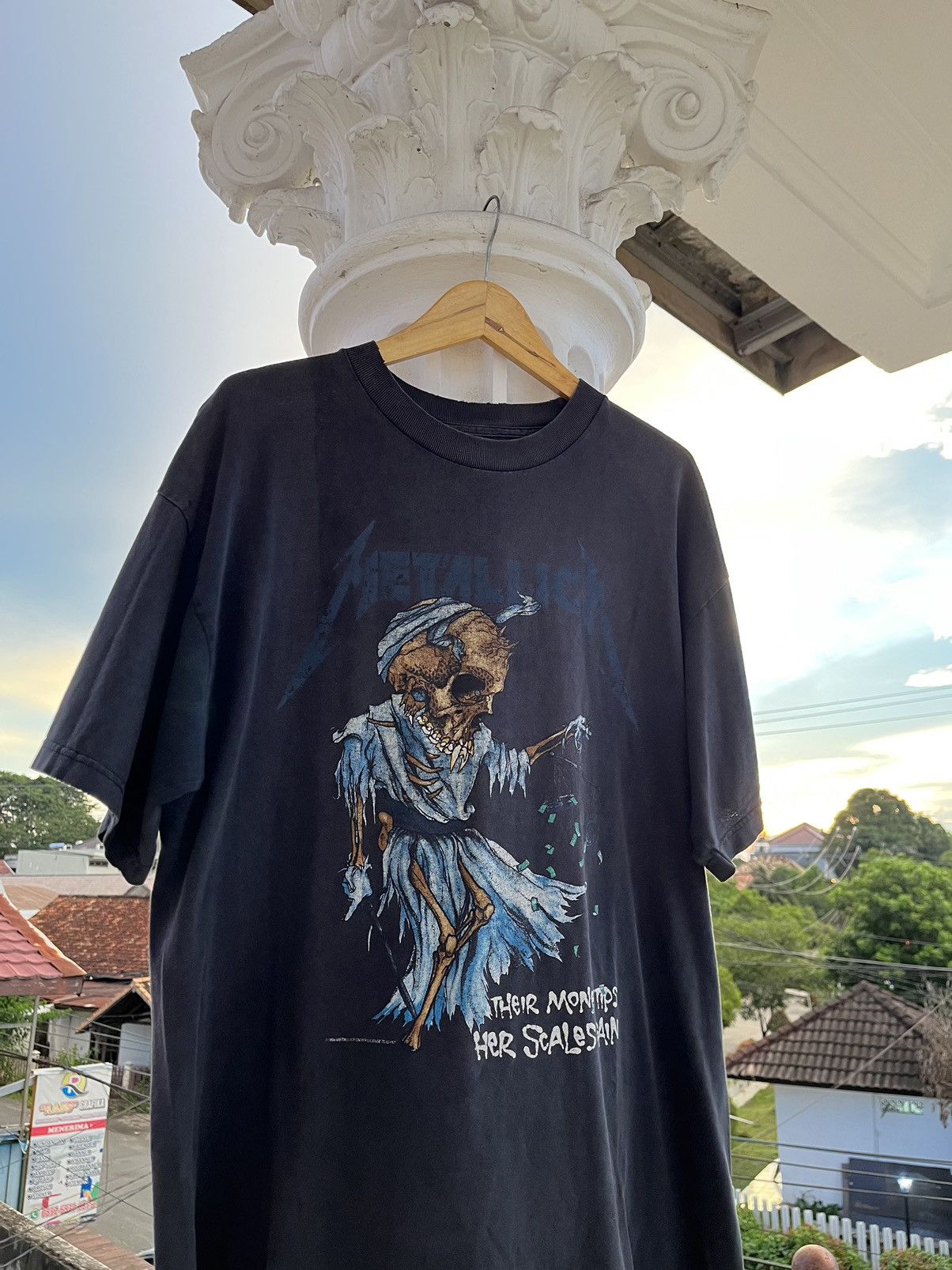 Vintage metallica doris 90s | Grailed