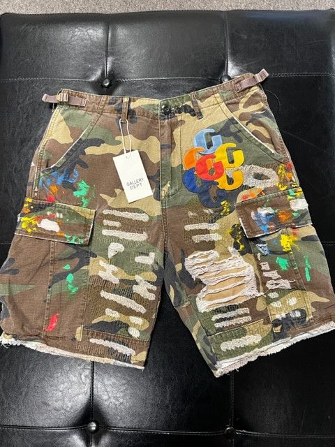 Gallery Dept. Gallery Dept ‘G Patch’ Camo Cargo Shorts | Grailed