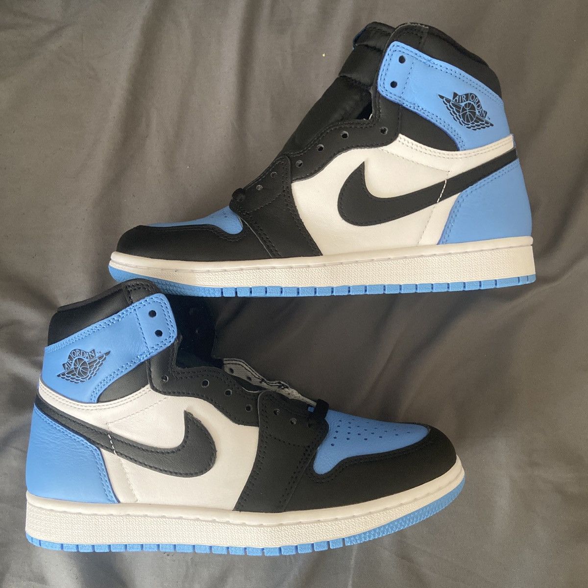 Jordan Brand × Nike Air Jordan 1 Retro High OG university blue toe ...
