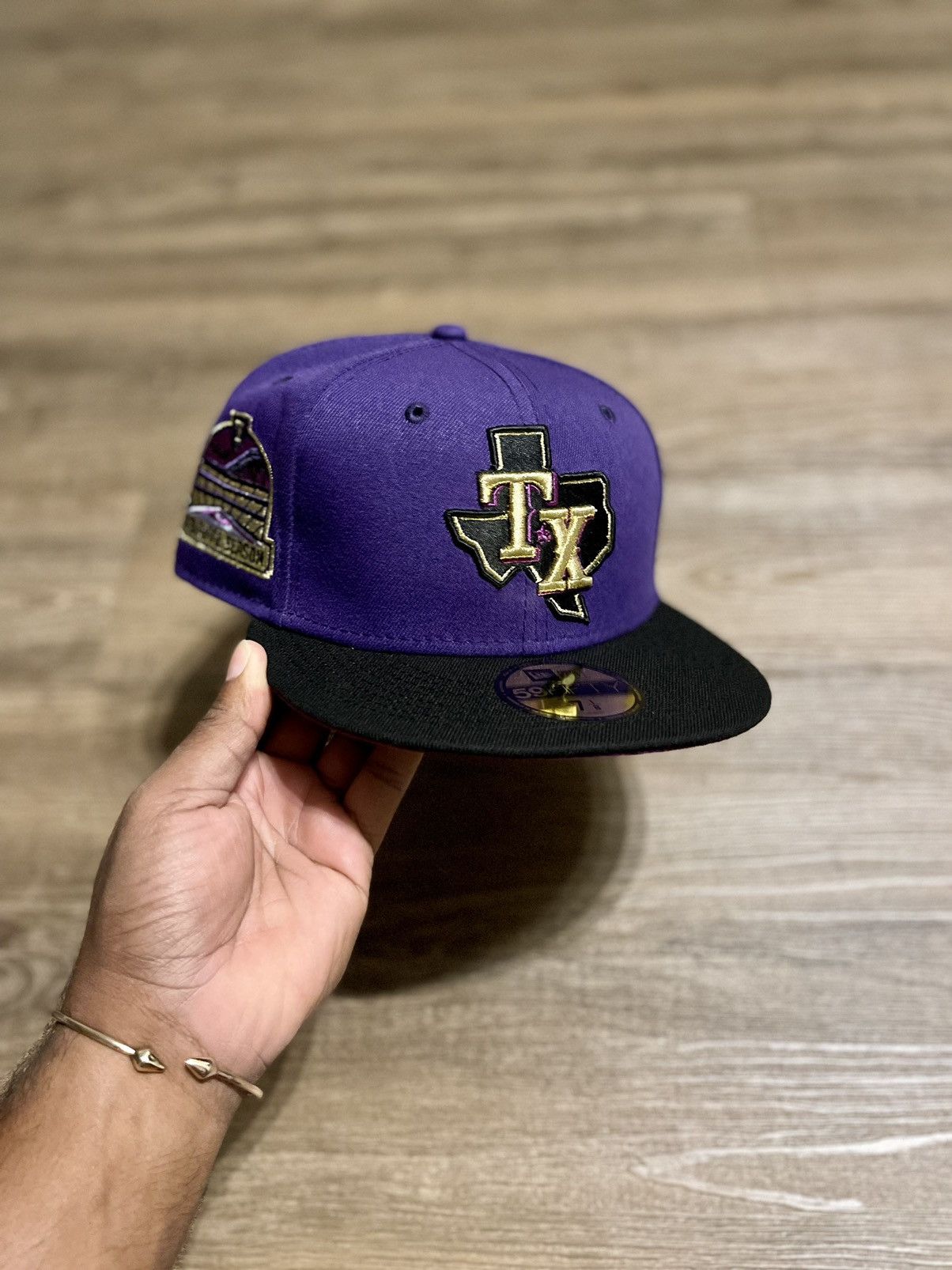 New Era New Era Texas Rangers Crown Royal 2 Two Tone Rare SZ 7 1/8 ...