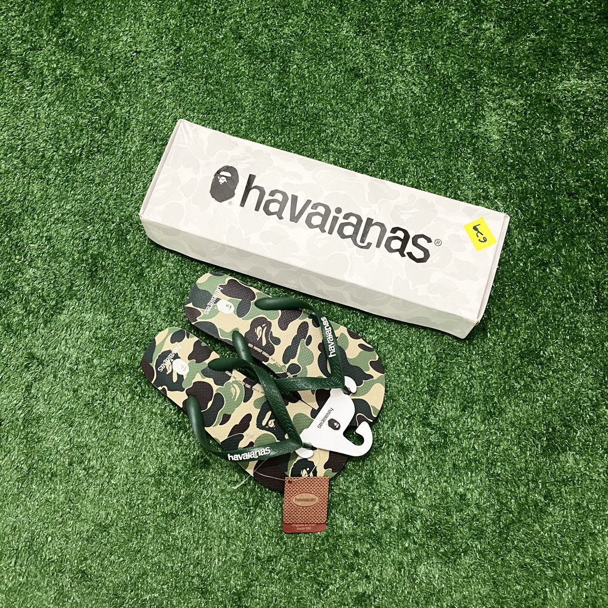 Bape BAPE x HAVAIANAS 'Top BAPE FC ABC Camo Green' Slippers | Grailed