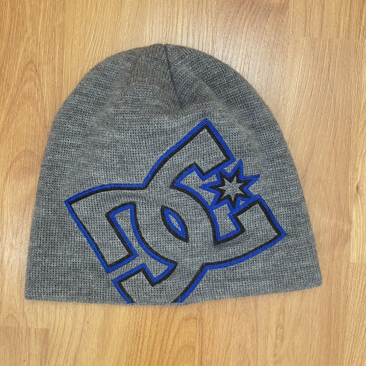 Dc DC Shoes Men’s Logo Skate Beanie | Grailed